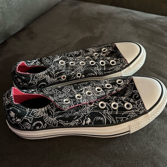 Converse | Shoes | Converse Floral Skull | Poshmark